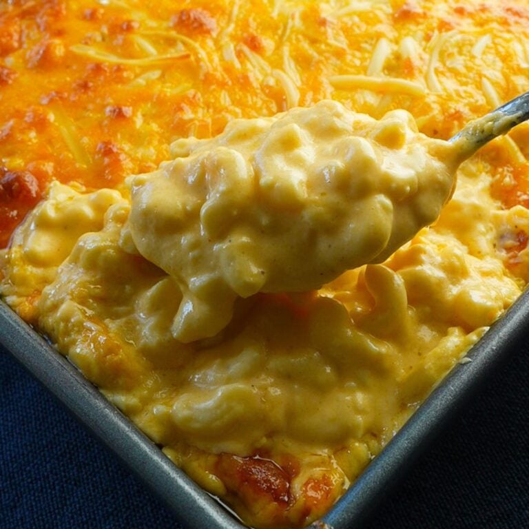 Smoked Gouda Mac and Cheese - There's Food at Home