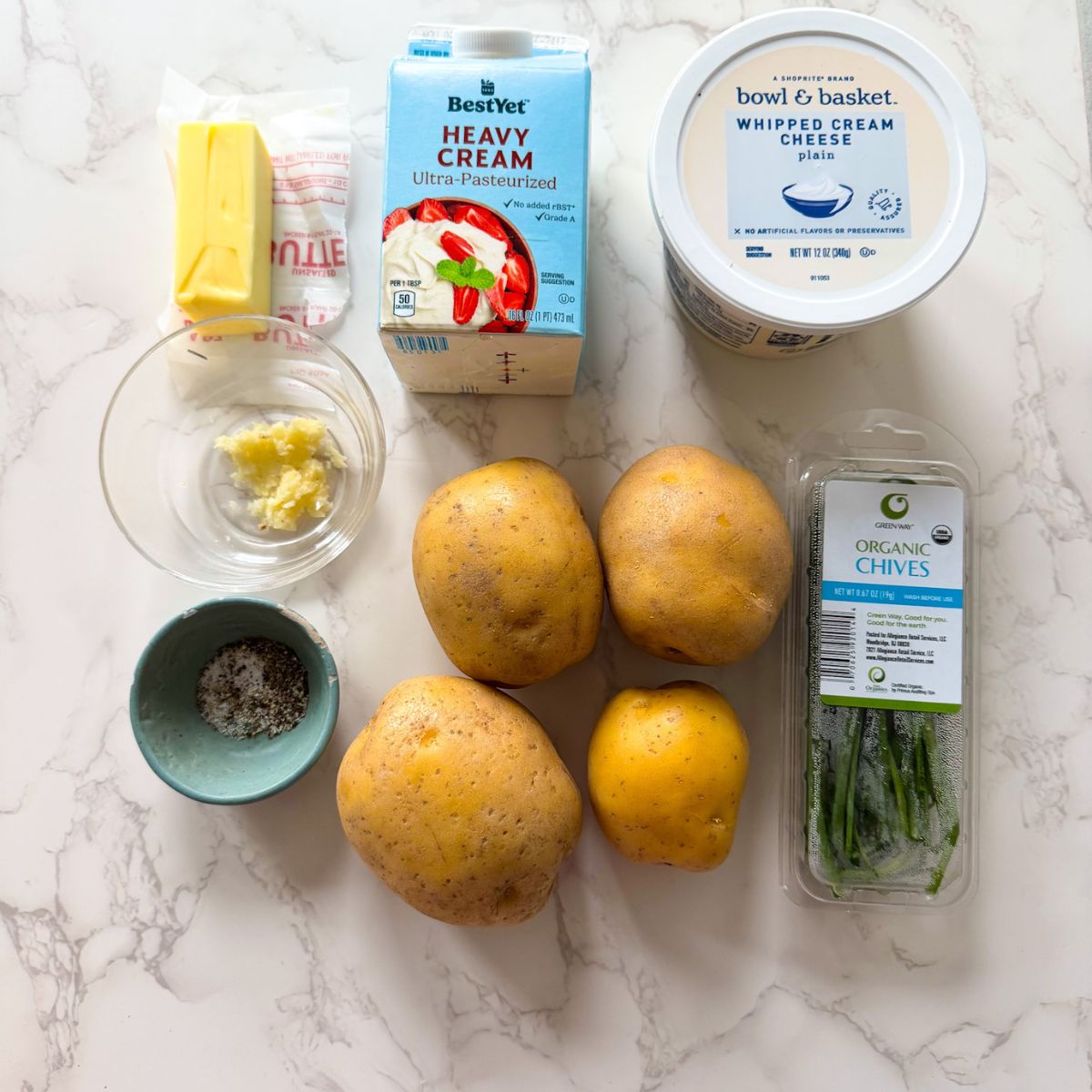 Garlic Mashed Potatoes - There's Food at Home